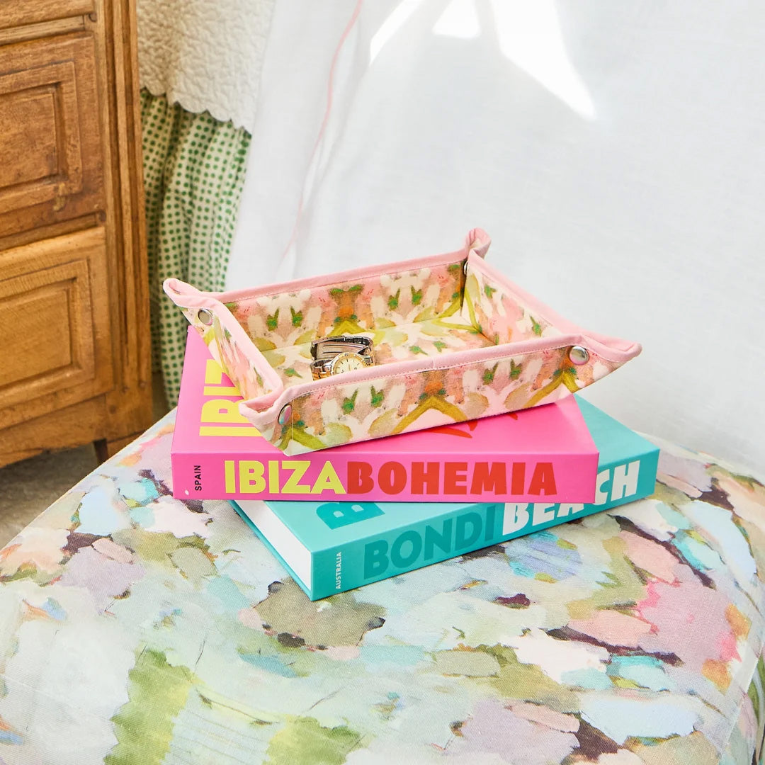 Snap Trays – Laura Park